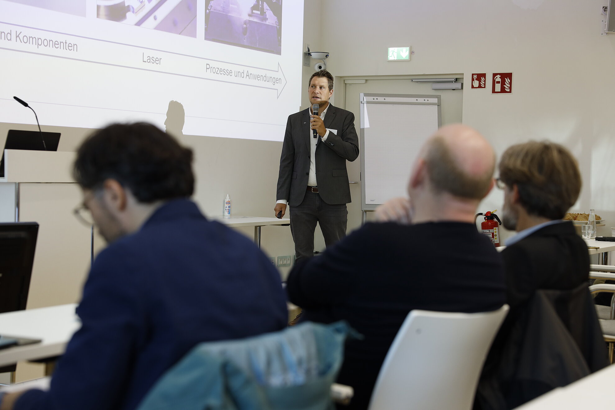 Erfolgreiches Event zur Nachwuchsförderung in der Photonik am ...
